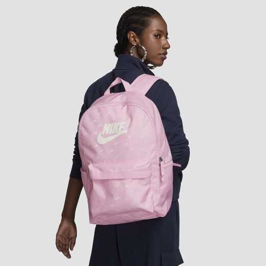 Shop Bags & Backpacks Online @ Nike Qatar
