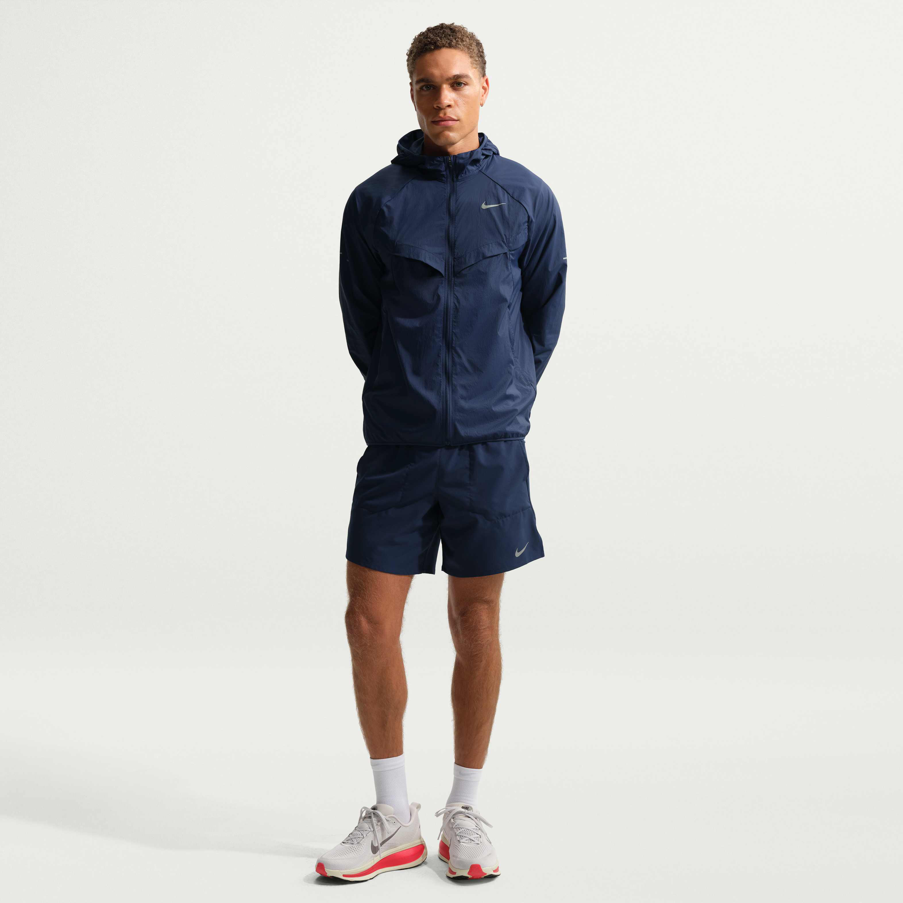 Buy Nike Stride Men's Repel UV Running Jacket - Midnight Navy/Midnight ...
