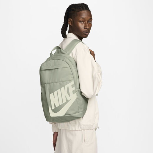 Shop Bags & Backpacks Online @ Nike Qatar