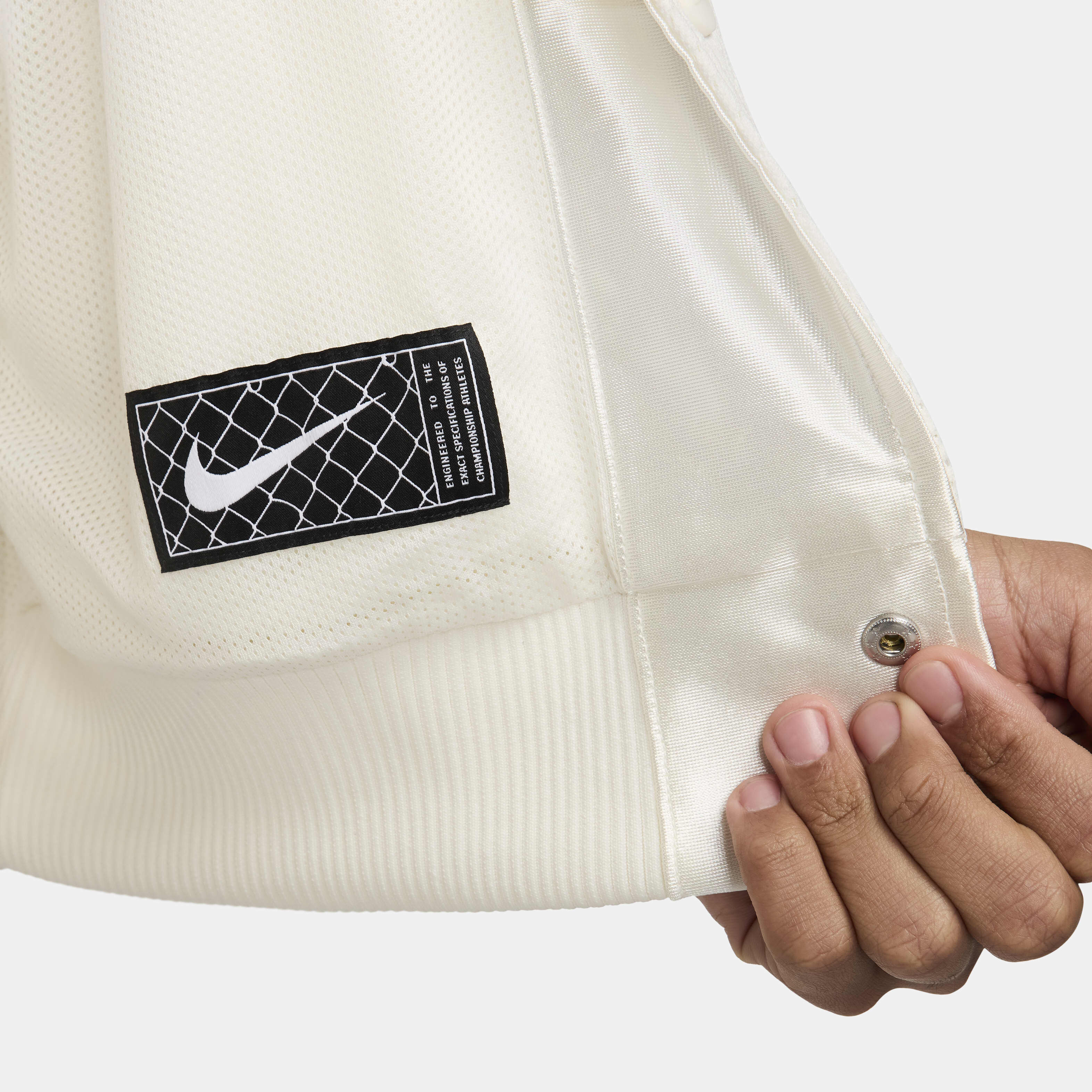 Buy Nike Men's Dri-FIT Basketball Jacket - Sail/Sail @ Nike Qatar