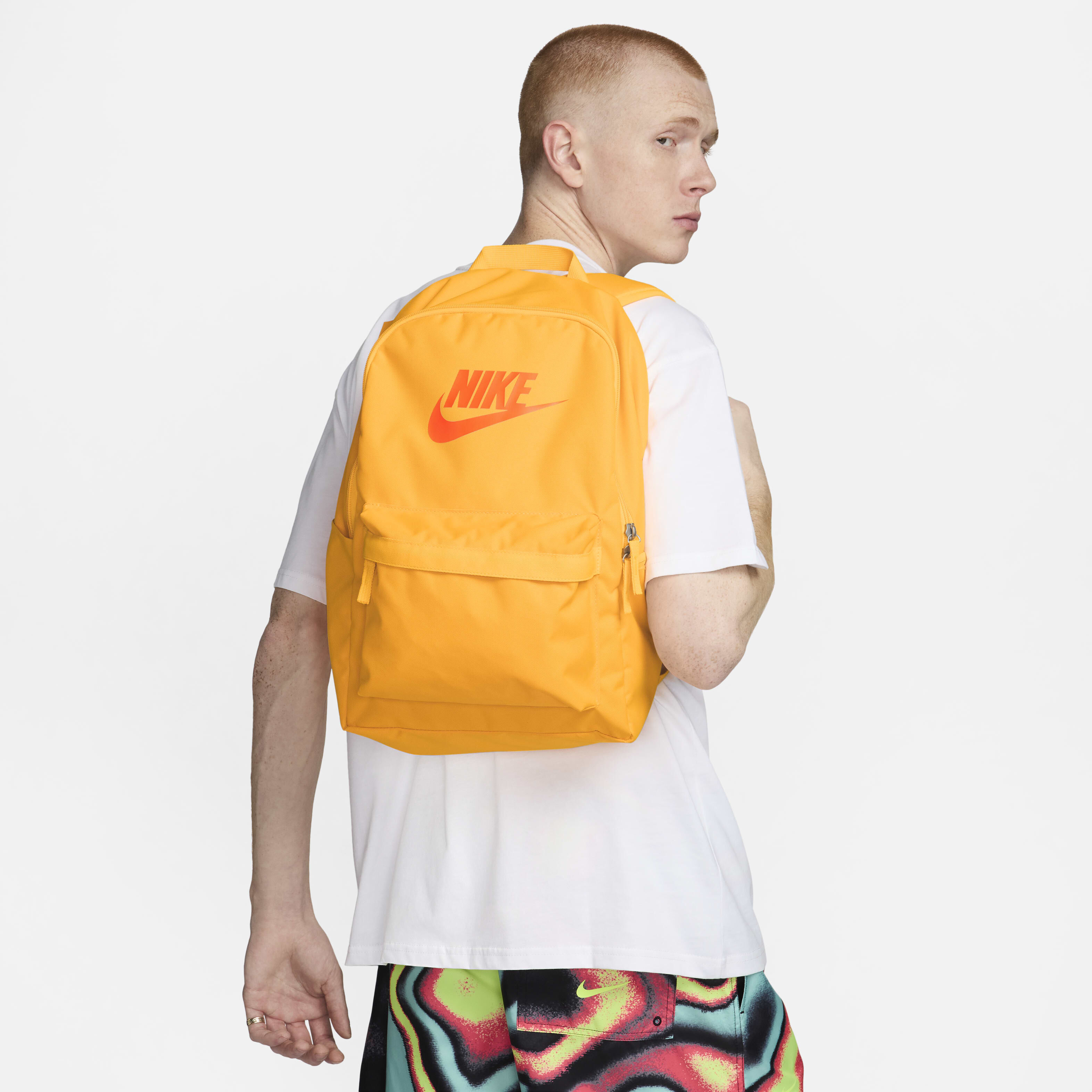 Shop Bags & Backpacks Online @ Nike Qatar